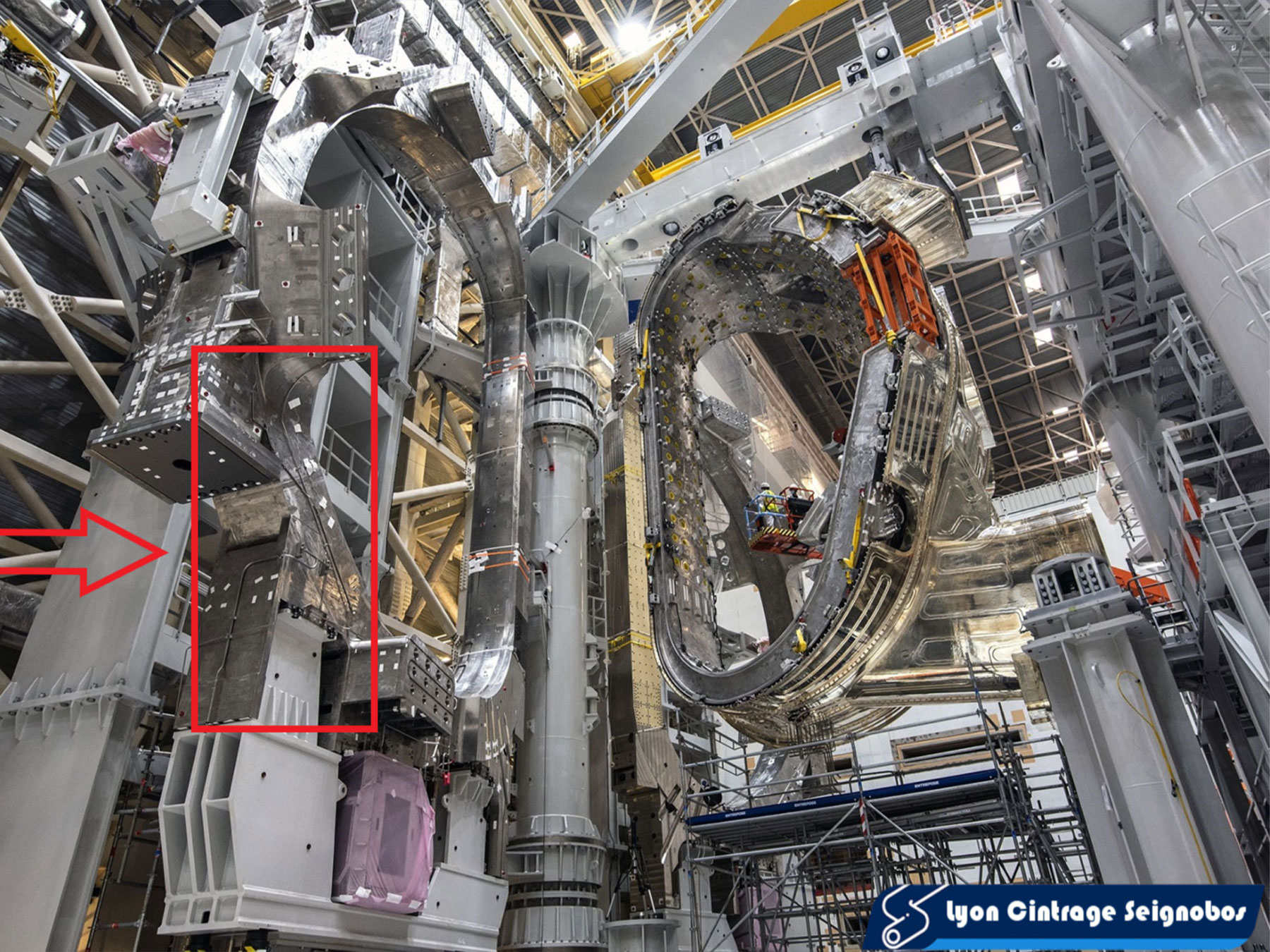 Lyon Bending at the heart of the world’s largest nuclear fusion machine! – Lyon cintrage Seignobos